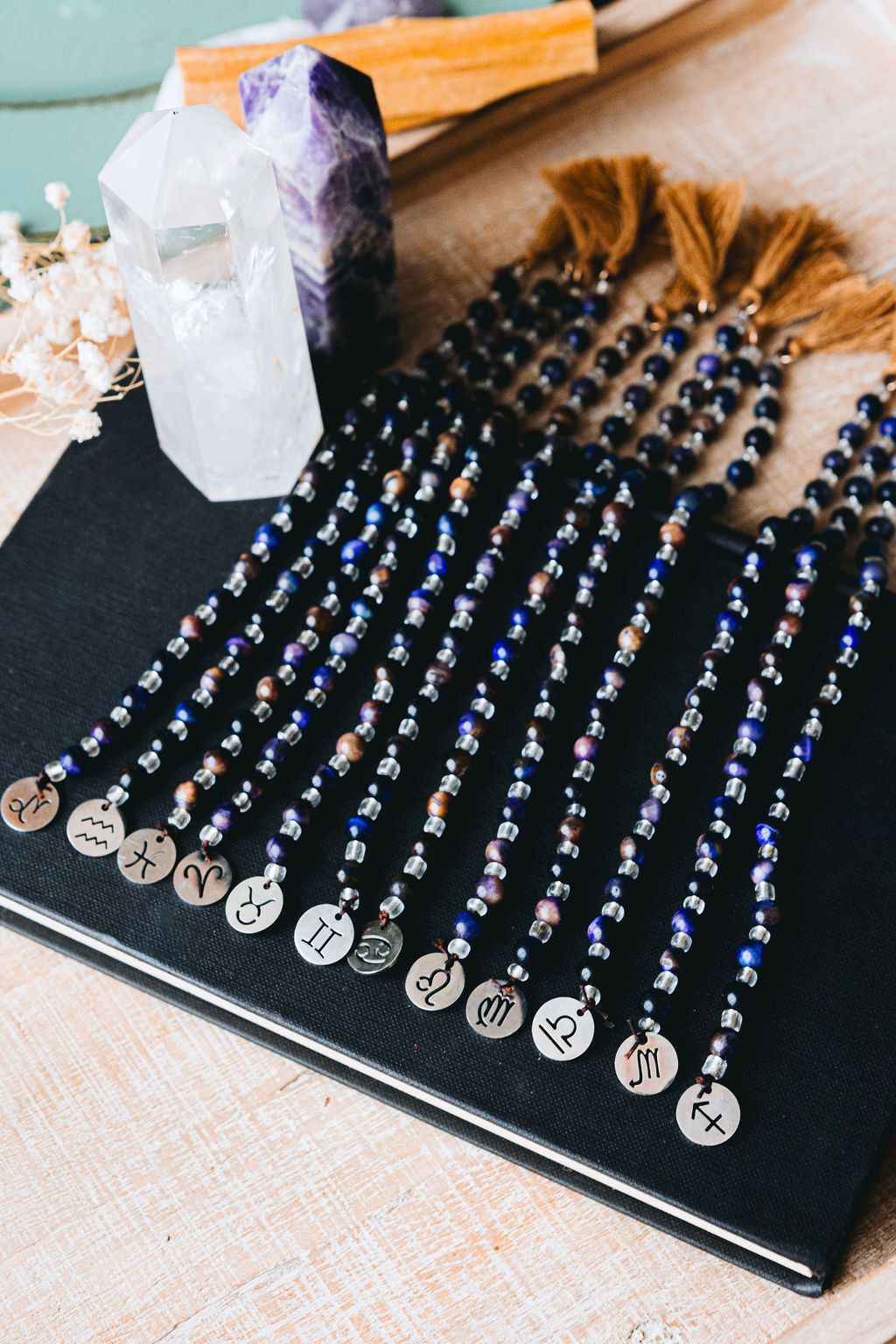Zodiac signs pagan 60 photos - Youhoroscope.com